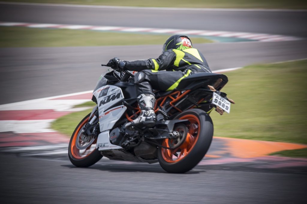 Voici les meilleurs circuits de course en Europe pour faire rouler vos ...